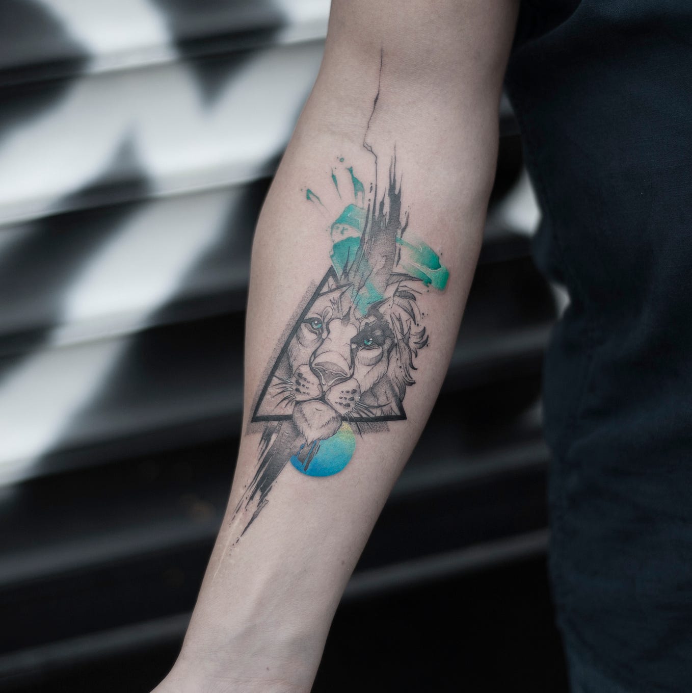 4 Reasons Why? Why minimal tattoos are so popular? : Minimal Tattoo ...