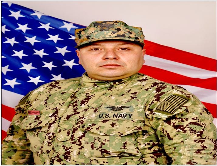 CONOCE A ESTE MARINE DE LOS EEUU, BENJAMIN MAXIMILIANO SCHMIDT | by ...
