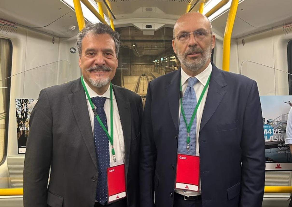 Ecco la nuova mappa della metropolitana Atm | by Atm | Lineadiretta ATM ...