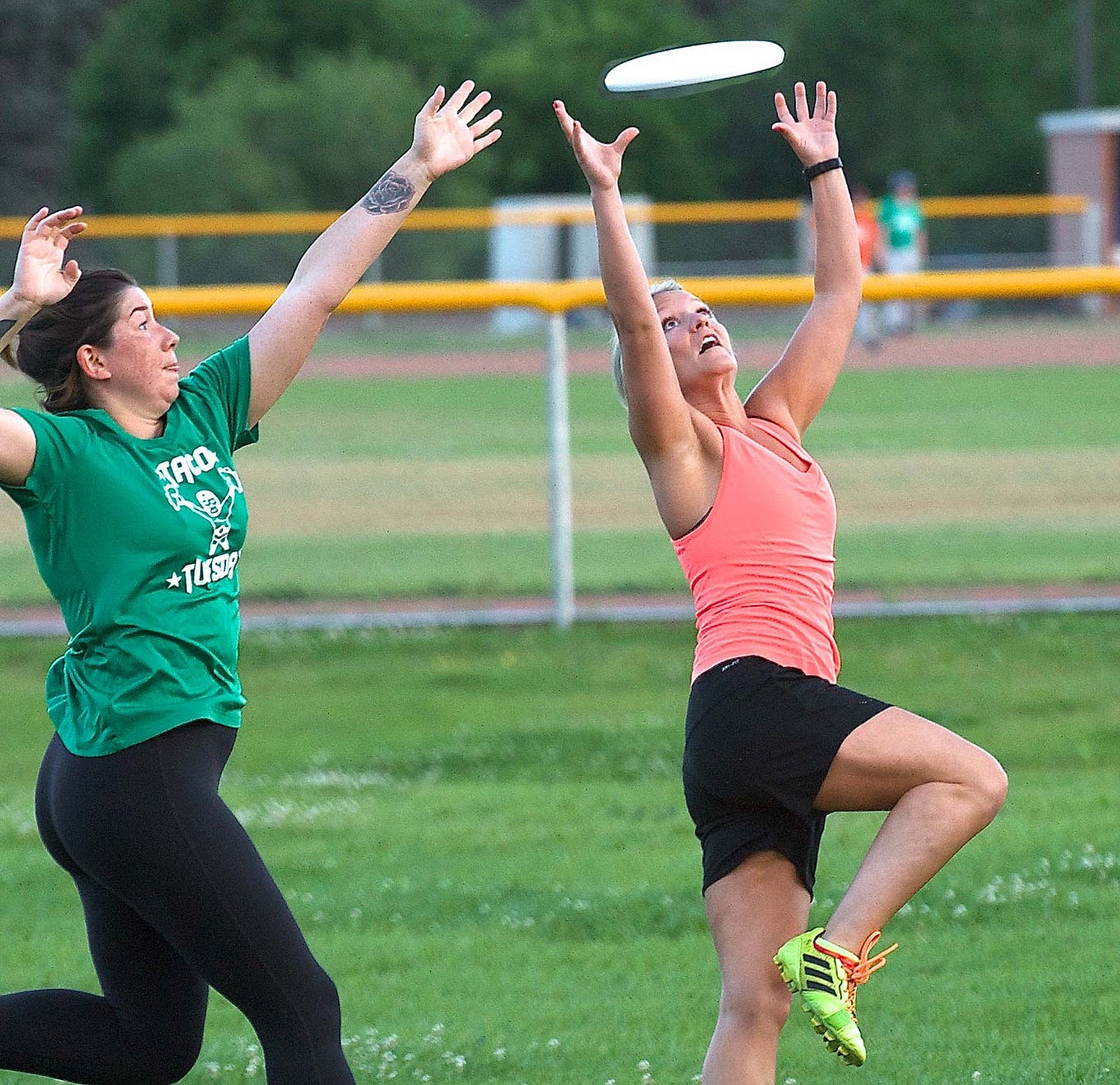 This Ultimate Frisbee Workout Will Make You Unstoppable | by Ryan Lowe ...