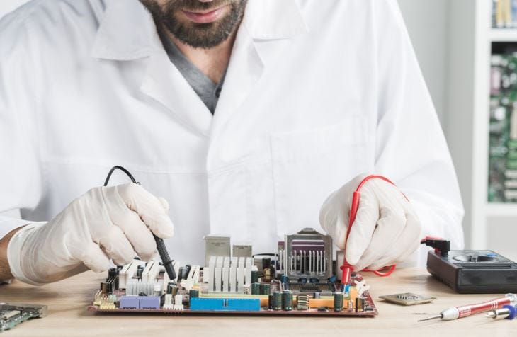 Phone repair shops near me - Herbert Aguirre - Medium