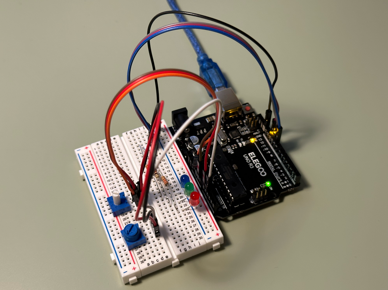 Lab 4: Sensing - Force Sensors and Photocells | by Anqi (Angie) Song ... Lab 4: Sensing - Force Sensors and Photocells | by Anqi (Angie) Song ...
