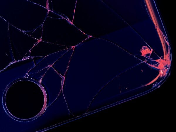 Cracked Apple Watch Screen? Don’t Panic! Here’s Your California Repair ...