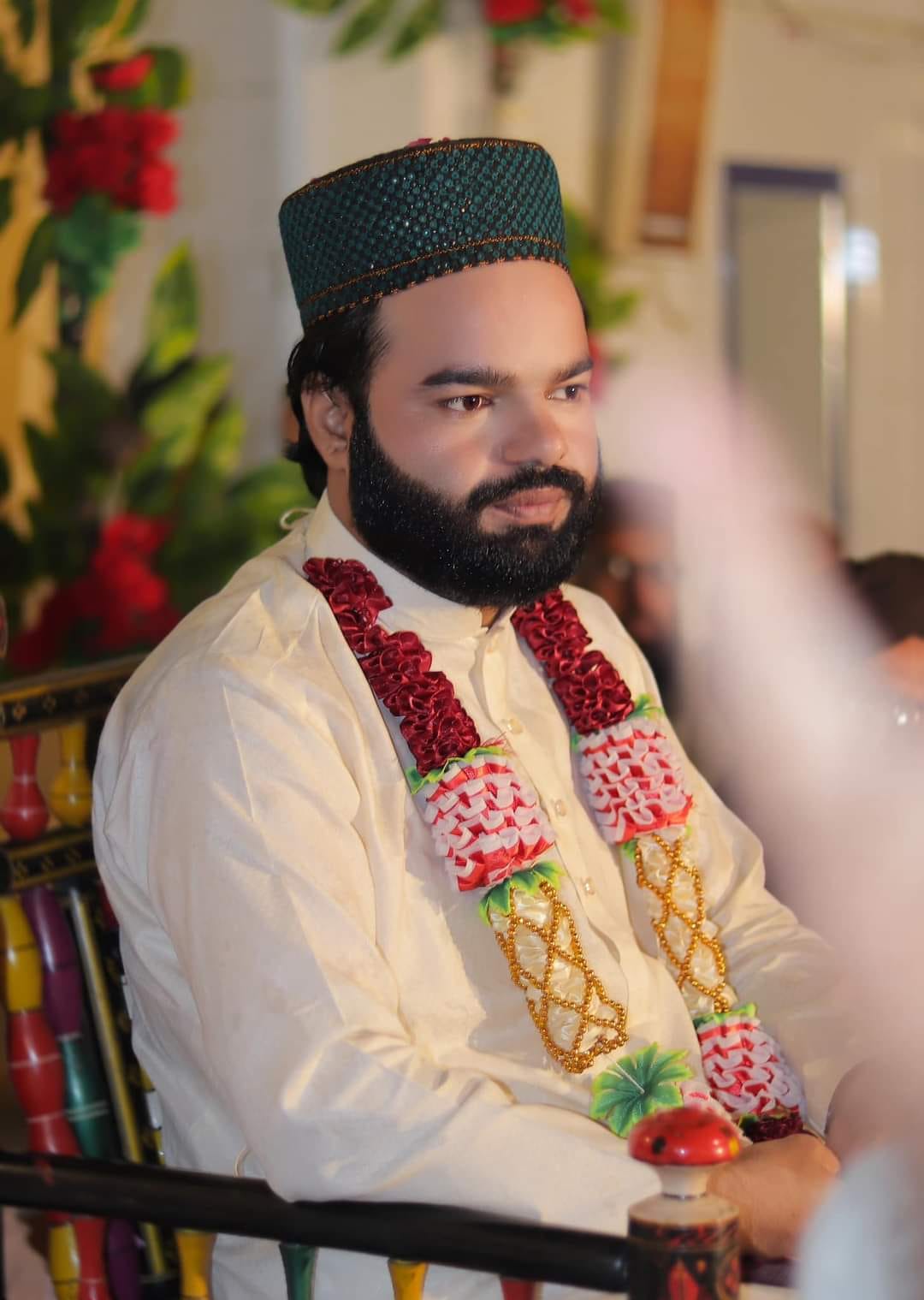 What is the qualification of Shabbir Qamar Bukhari? - Shabbir Qamar ...