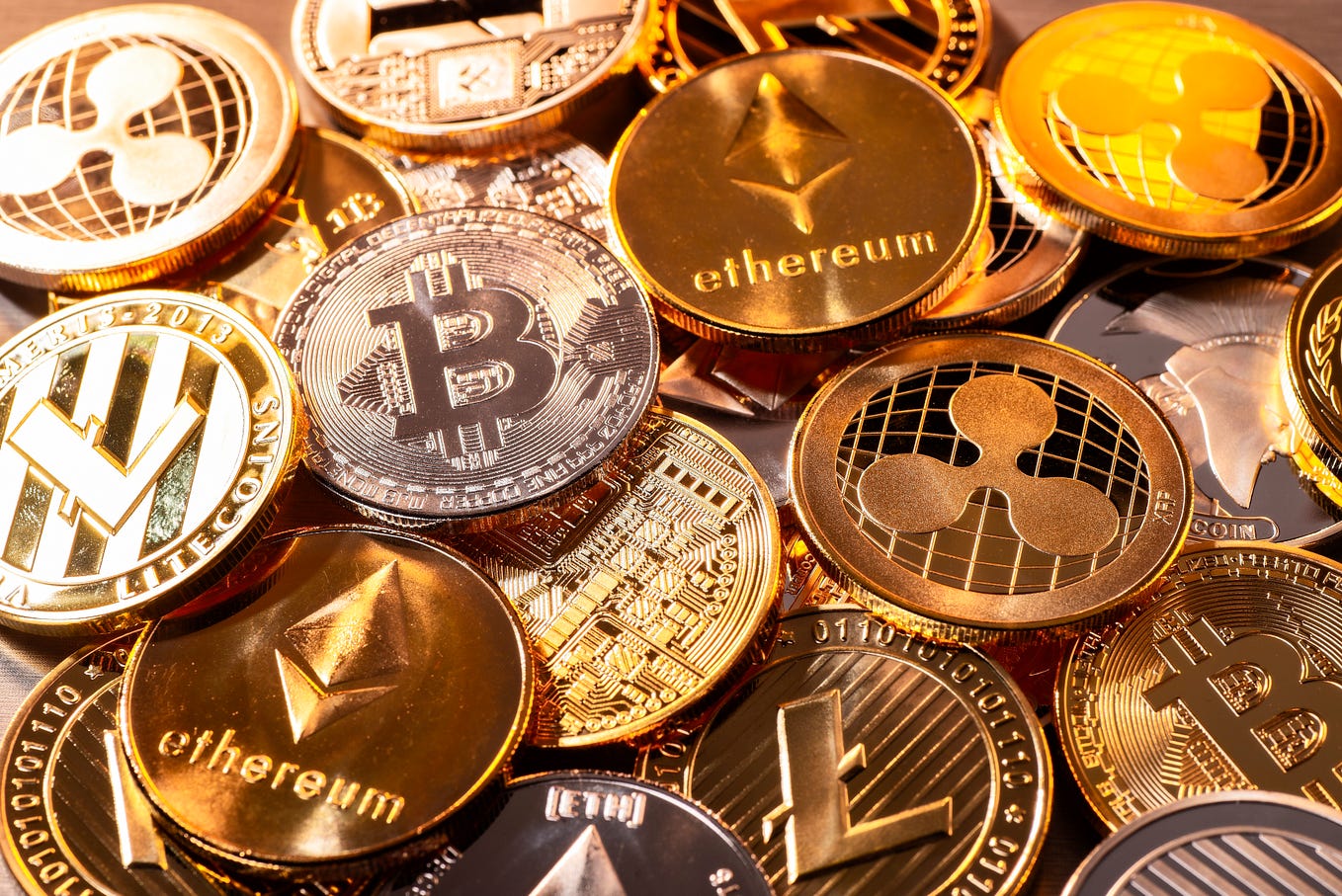 The World of Digital Currencies: Exploring Various Types and Features ...