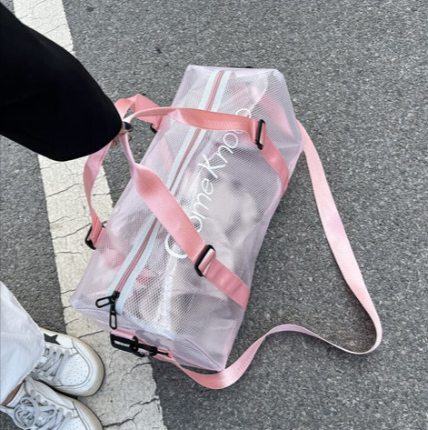 Nursing in Style: The Clear Nurse Purse in Vogue | by Clear Moda | May ...