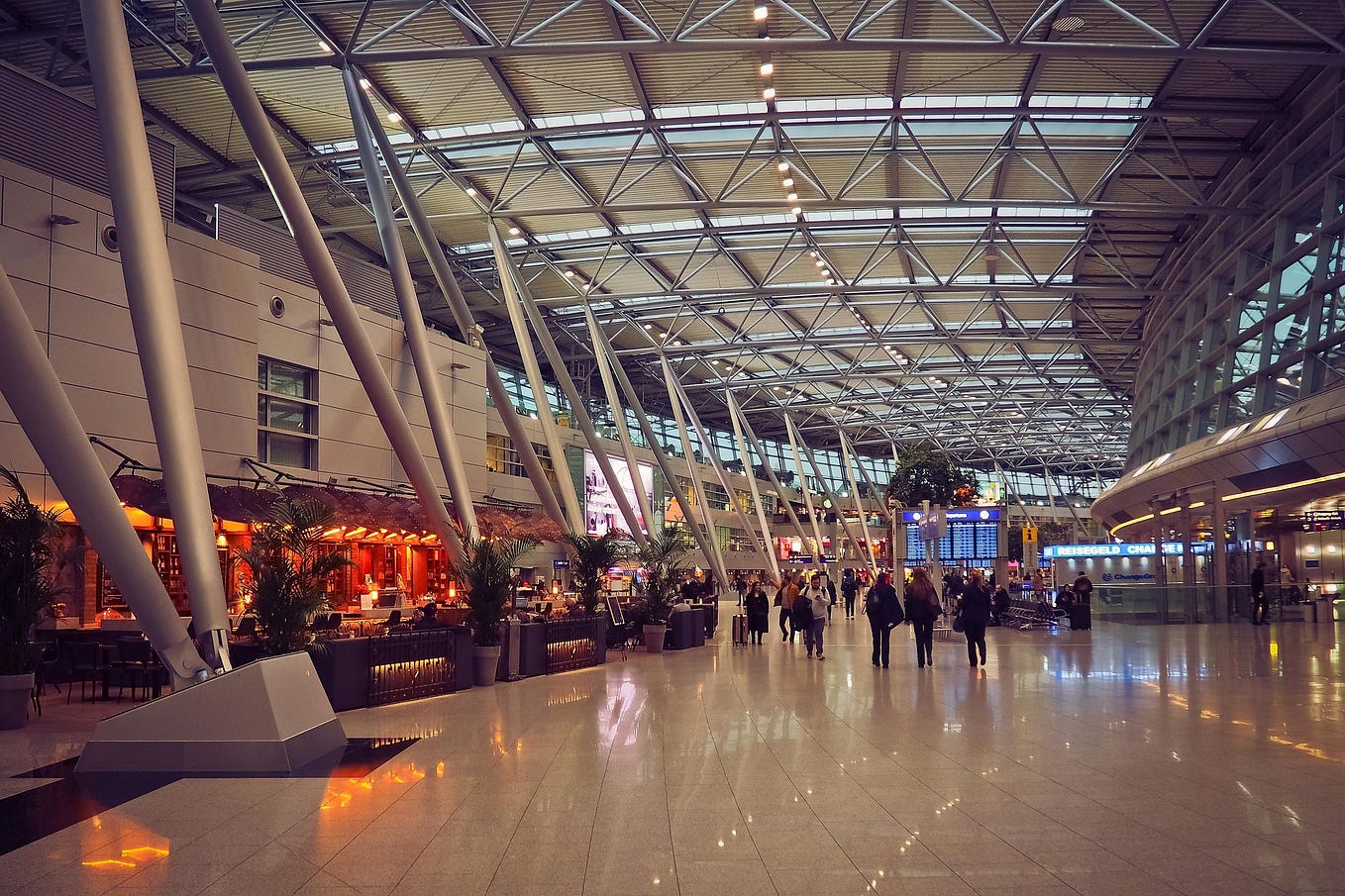 Emirates Airlines EWR Terminal +1–888–839–0502 | by Zara jhonsan | Jun ...