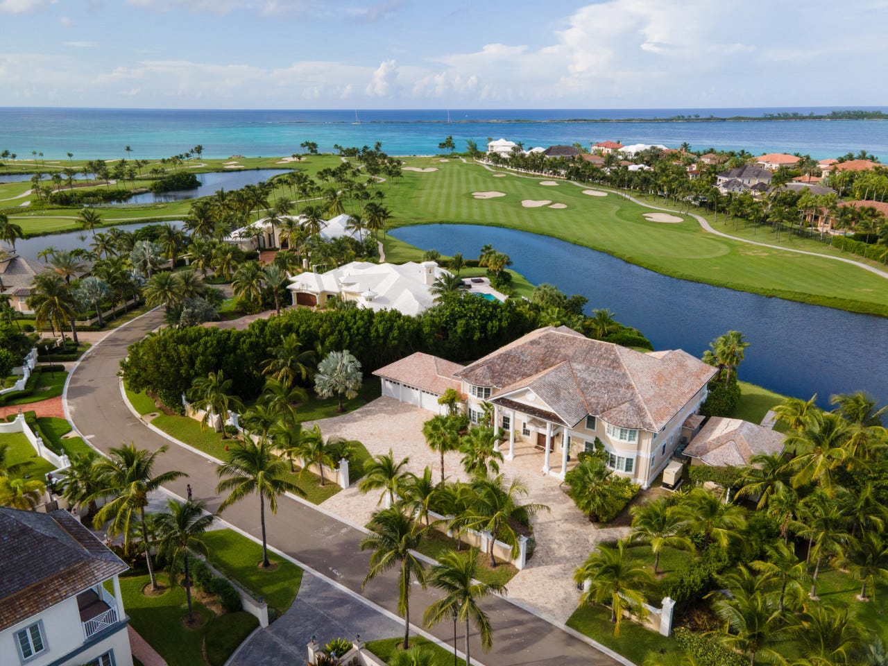OCEAN CLUB REAL ESTATE BAHAMAS - Mccarroll Realestate - Medium
