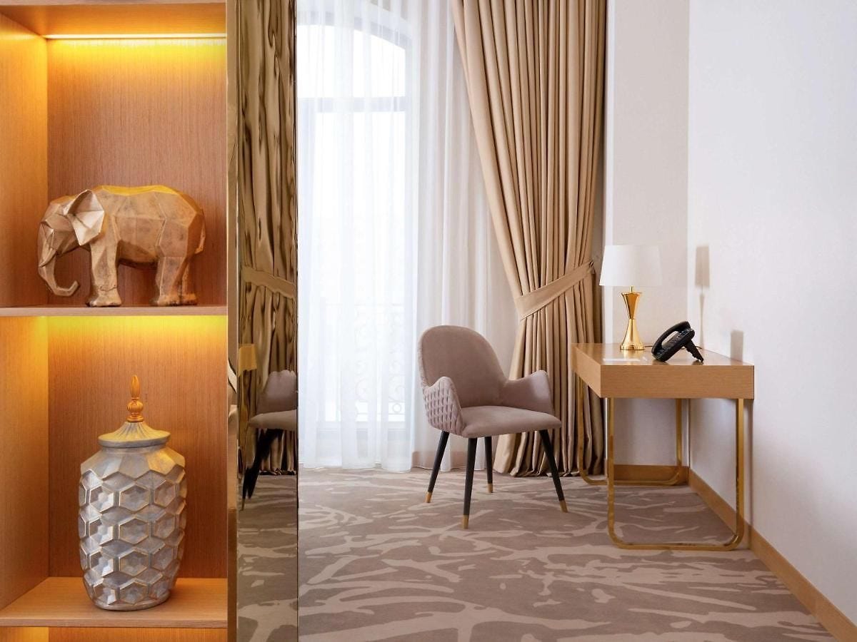 “Buttoning Through Time: Tracing the Evolution of Buttons from the ...