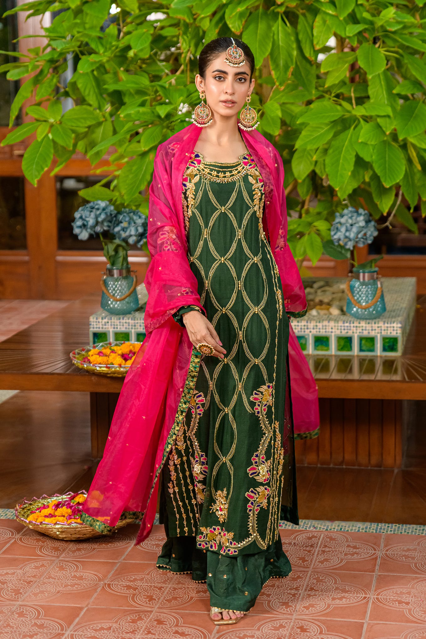 Discover the Timeless Elegance of Shireen Lakdawala Pakistani Salwar ...