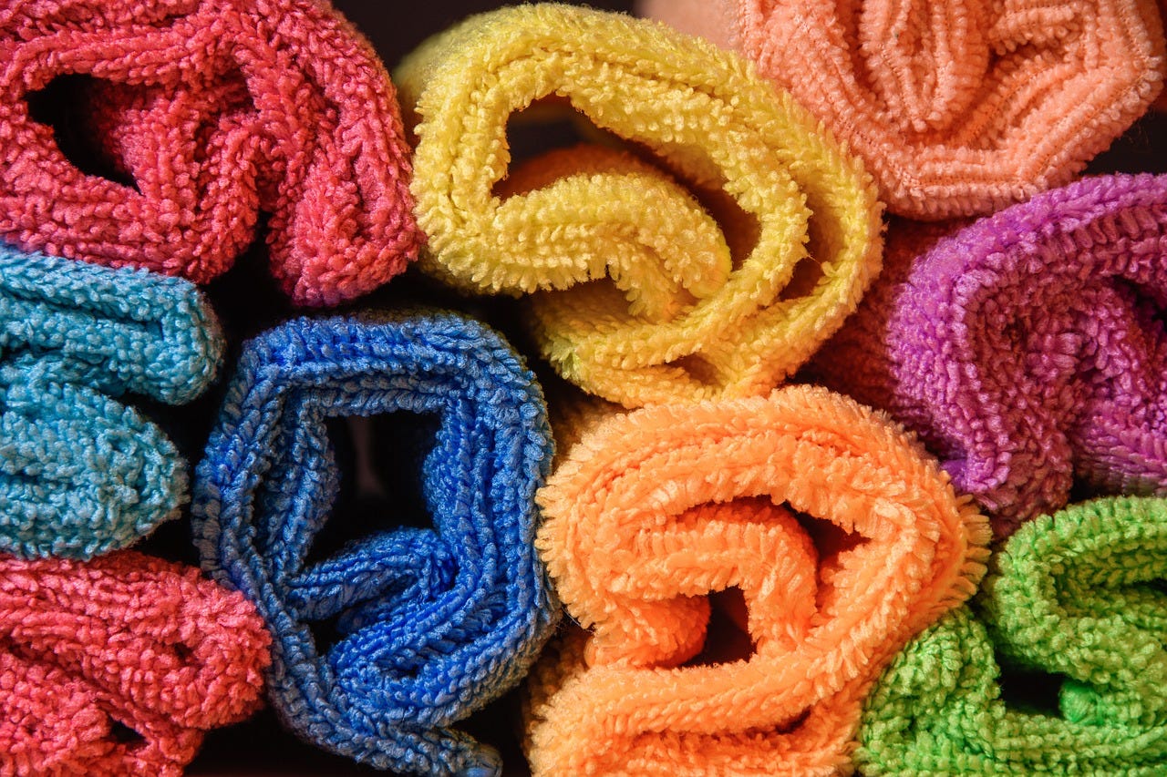 SQL queries + pgvector: Retrieval Augmented Generation in PostgreSQL | by Rubens Zimbres | Medium