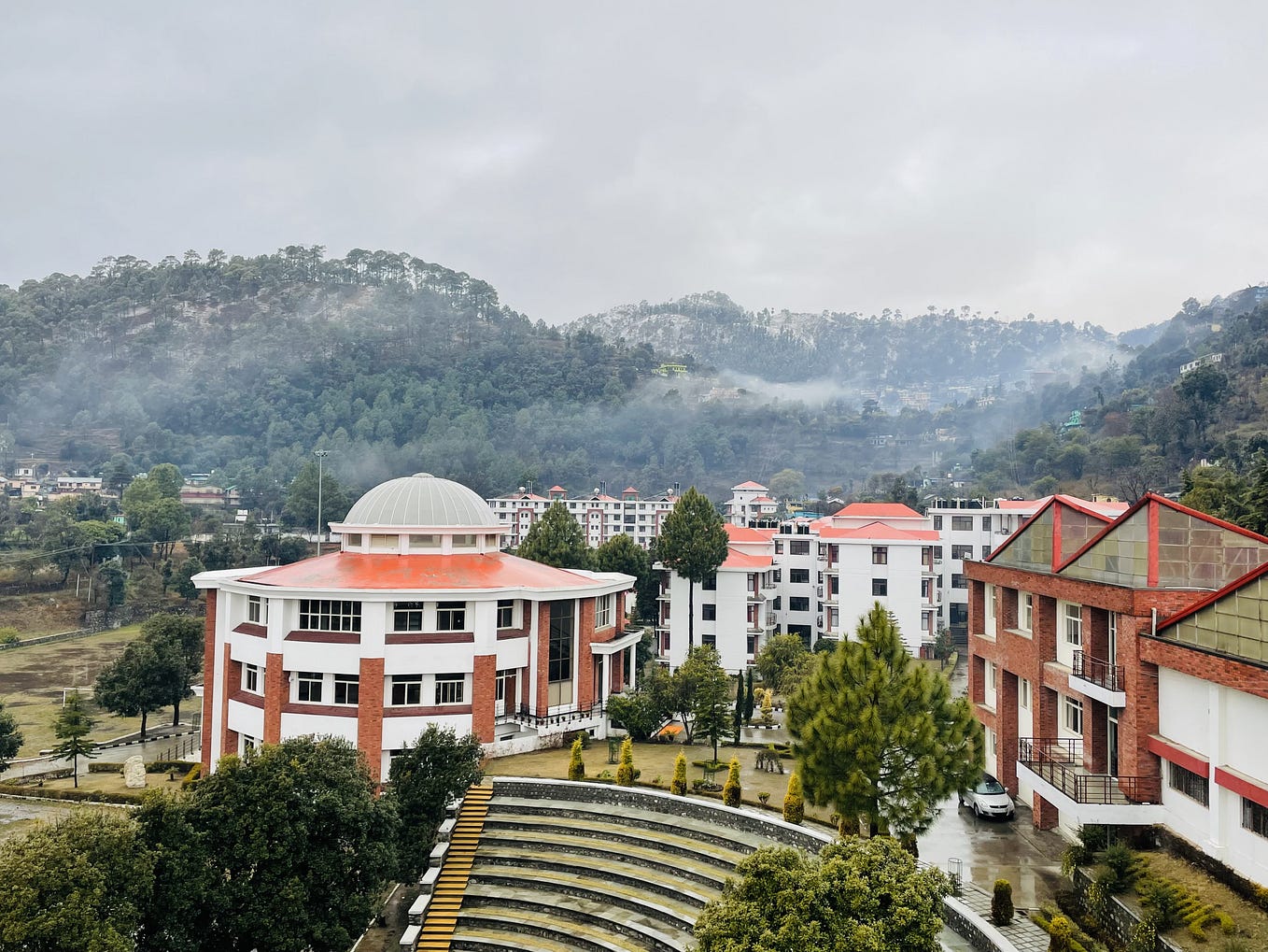 Graphic Era University: A Premier BBA College in Dehradun | by Graphic ...