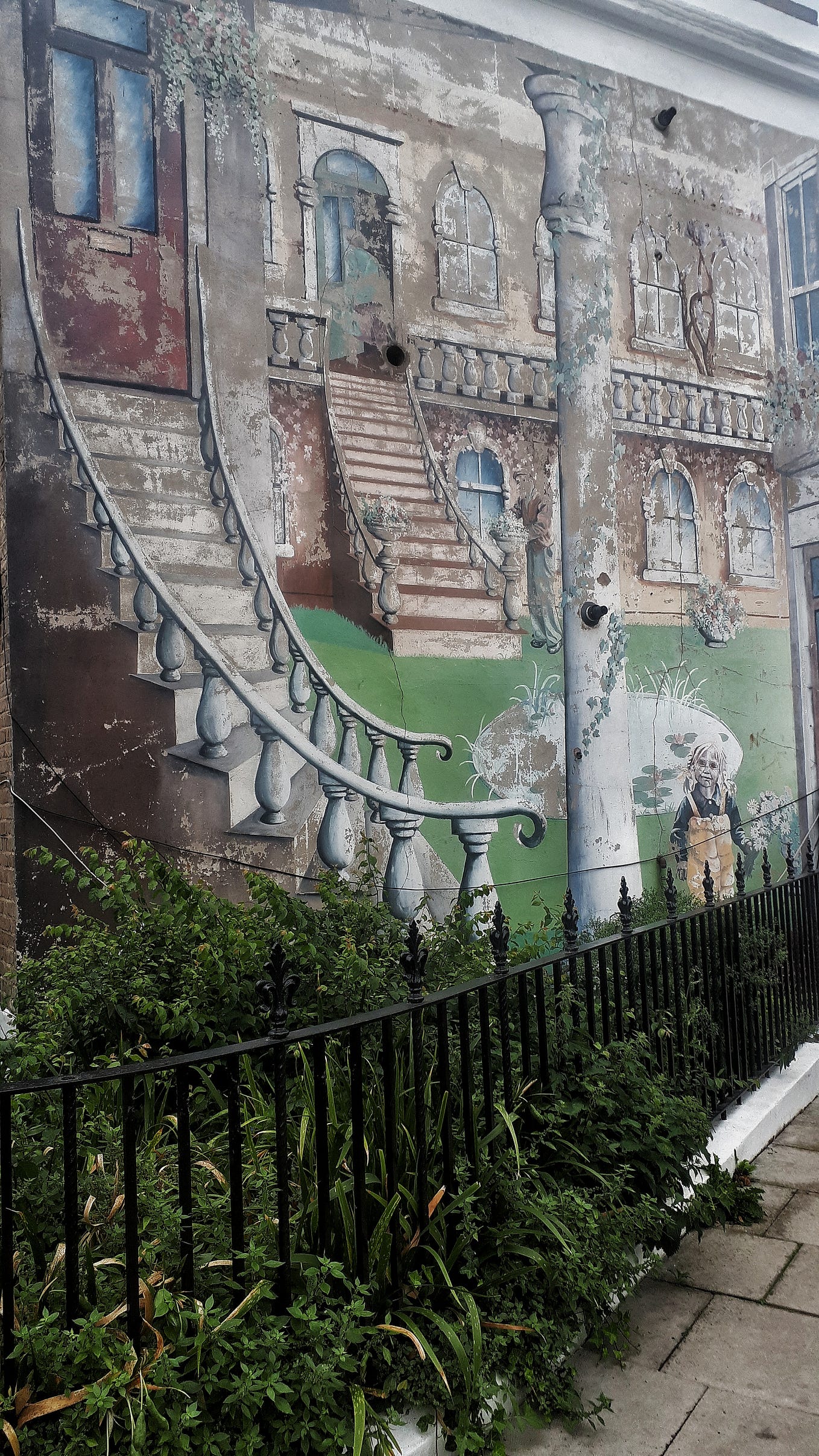 London Street Art Seen From the Saddle of My Ridgeback | by Mario López ...