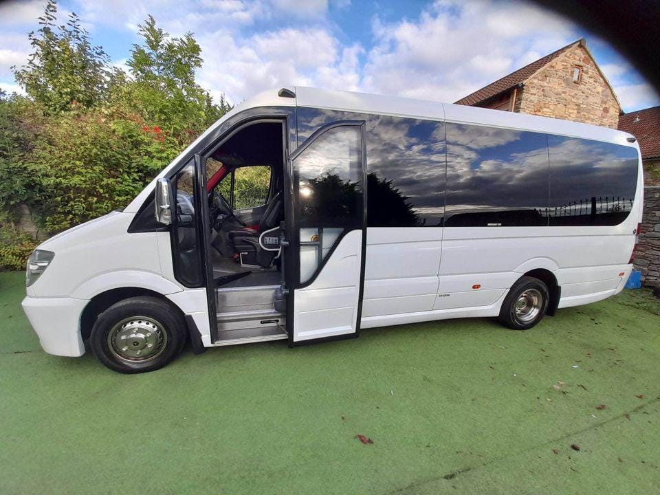 GET AFFORDABLE AND RELIABLE 16 SEAT MINIBUS HIRE IN NOTTINGHAM | by Ugo ...