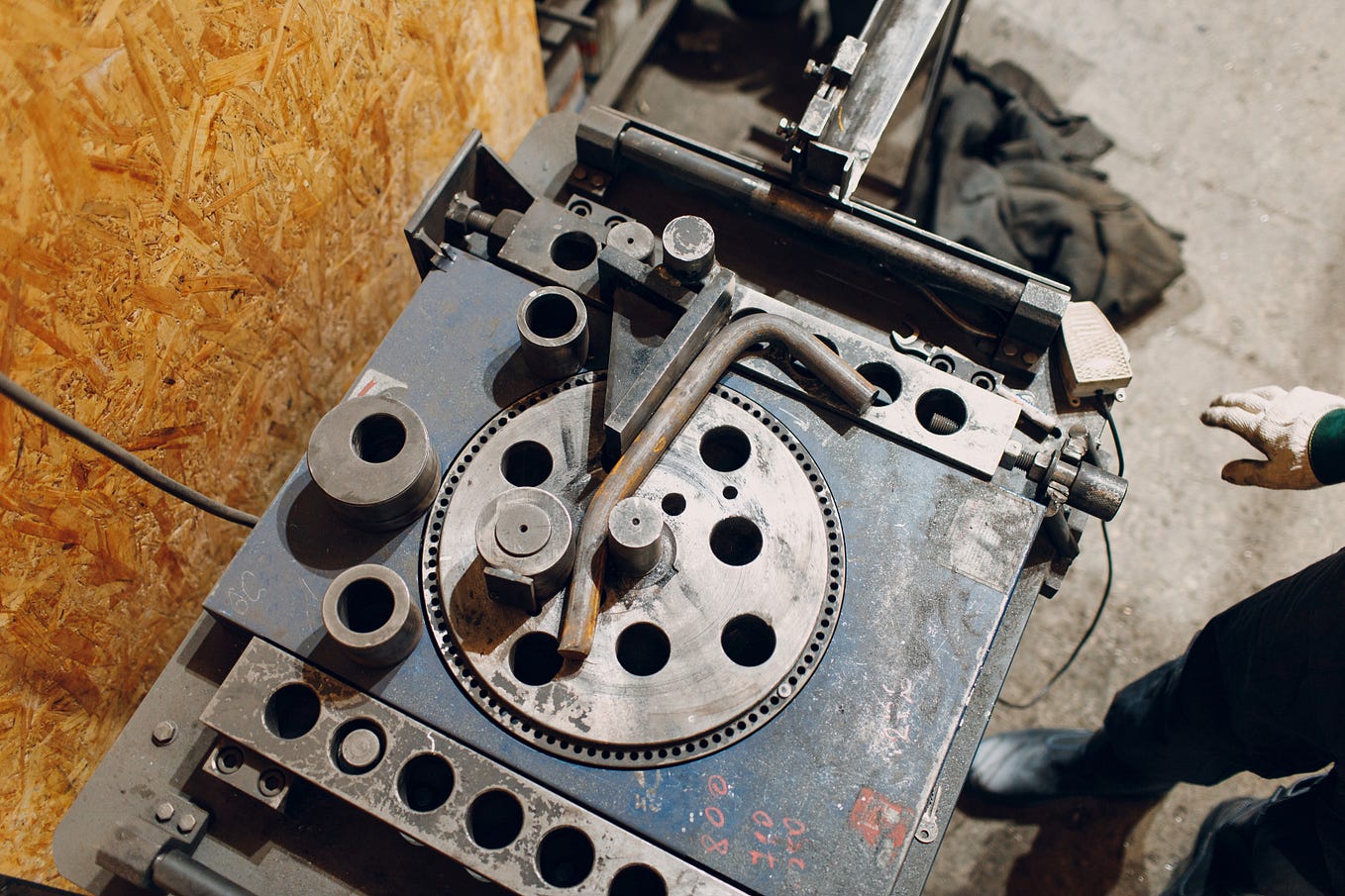 Bar Cutting Machine Safety: Protecting Workers and Ensuring Efficiency ...
