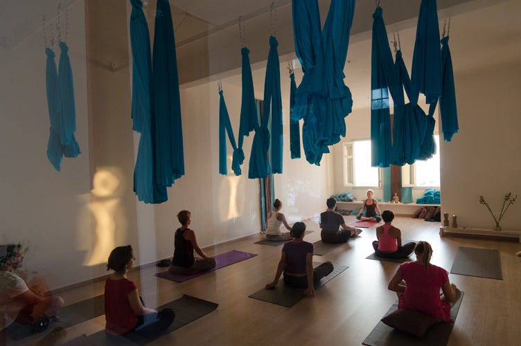 Compare and Choose the Best Yoga Training Center | by Lee pate | Medium