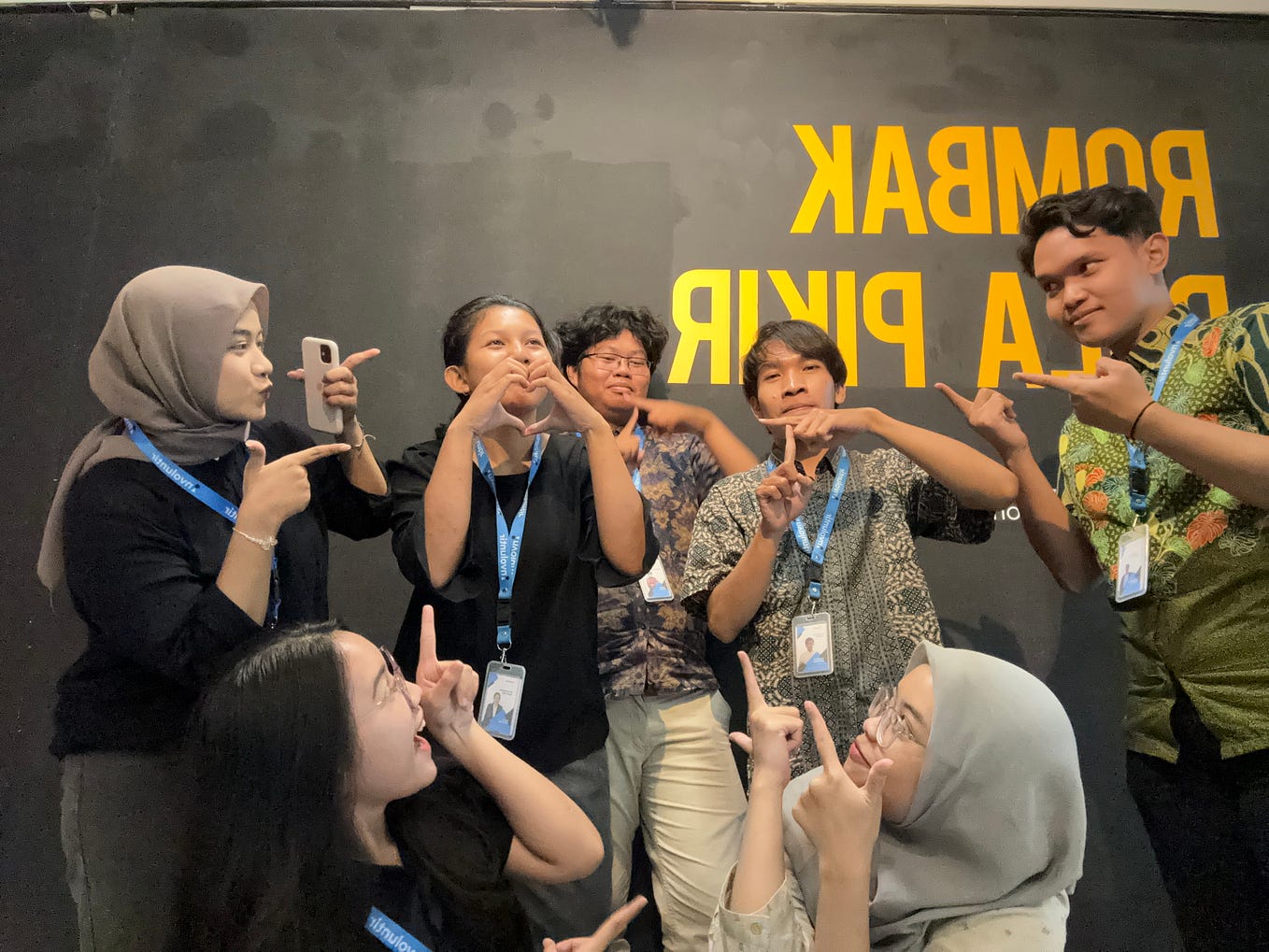 Sehari Bersama Tim Involuntir. Ketika membicarakan sebuah platform ...