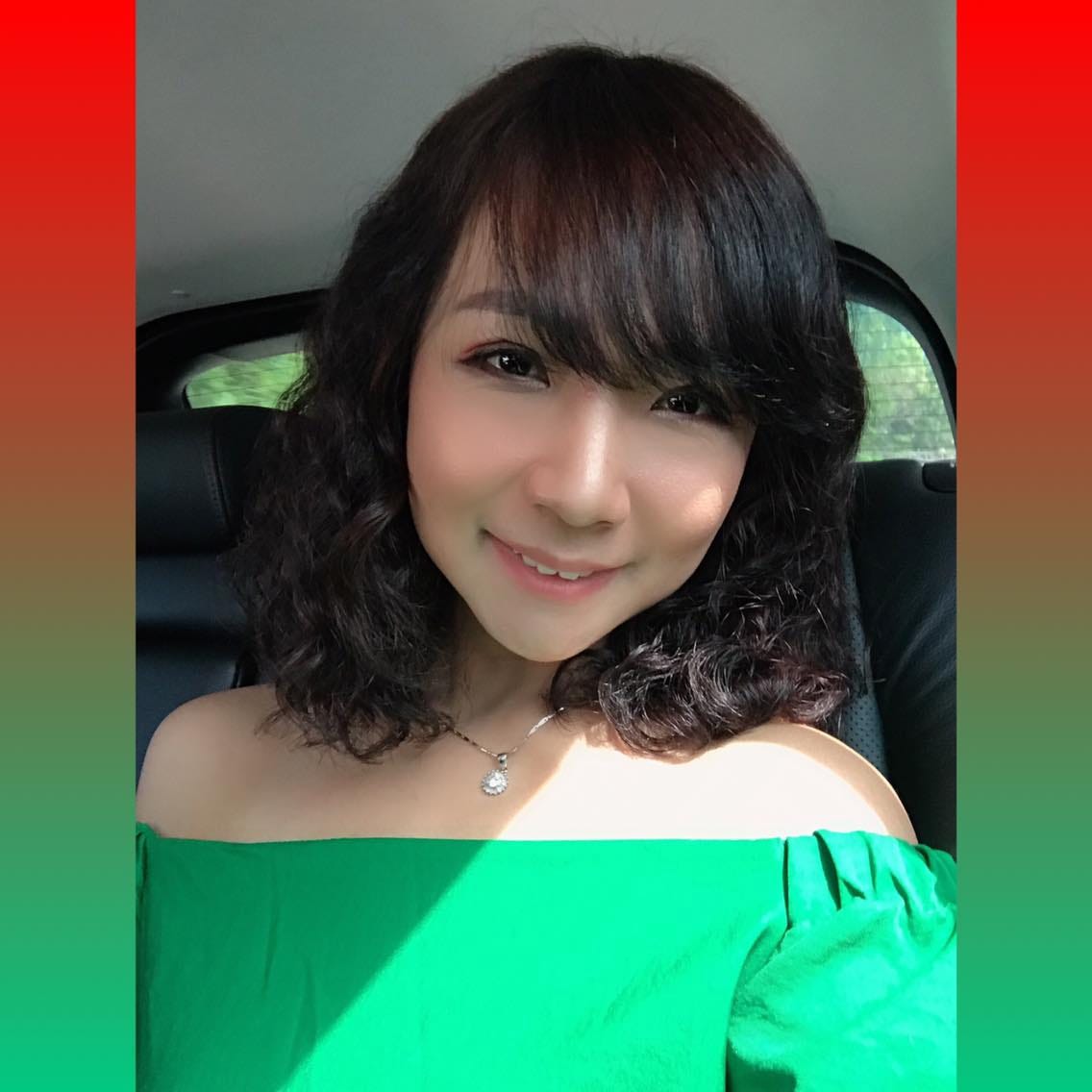 SINGAPORE SUGAR MUMMY - Singapore sugar mummy - Medium