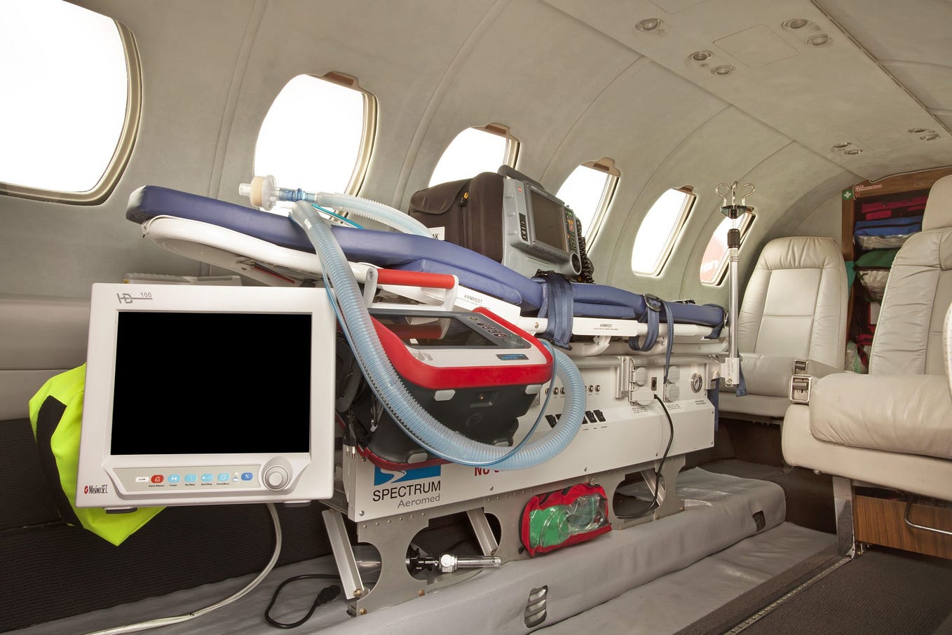 Safe Medical Transportation Services in New York| Air Ambulance Network ...