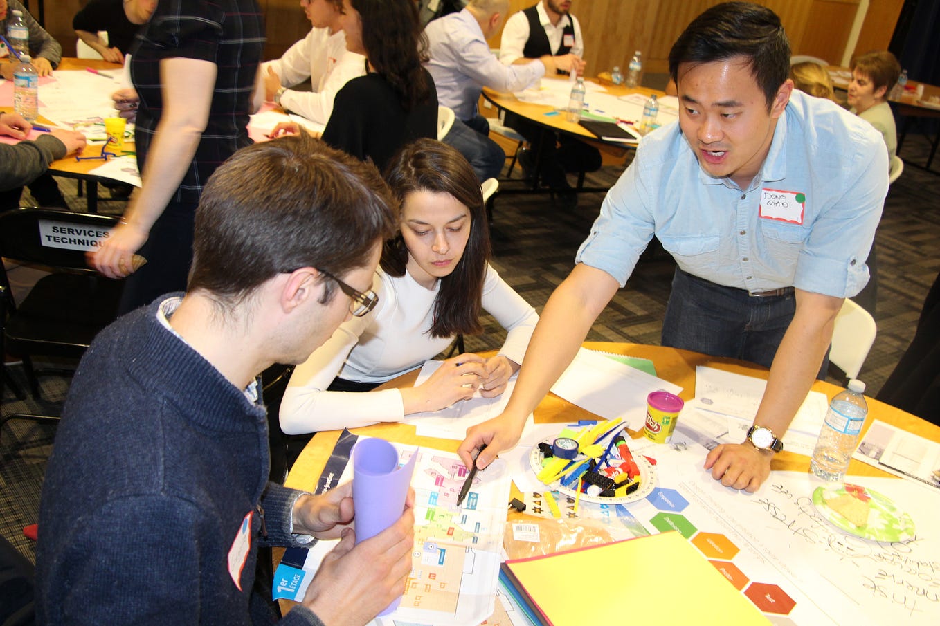 Grid Systems in Graphic Design: A Visual Communication Manual for ...