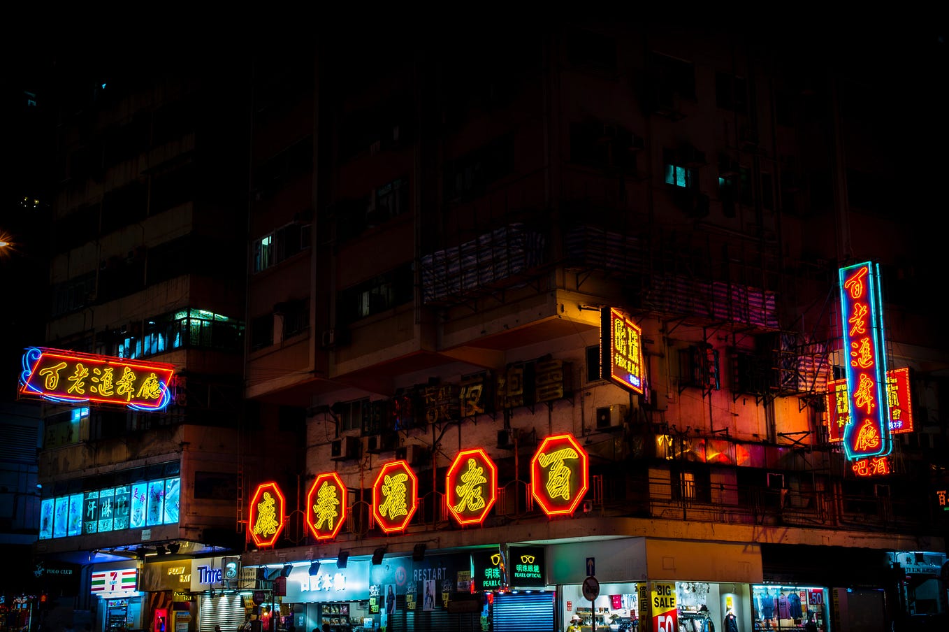 Artistic Voronoi Diagrams in Python | by Frank Ceballos | Frank ...