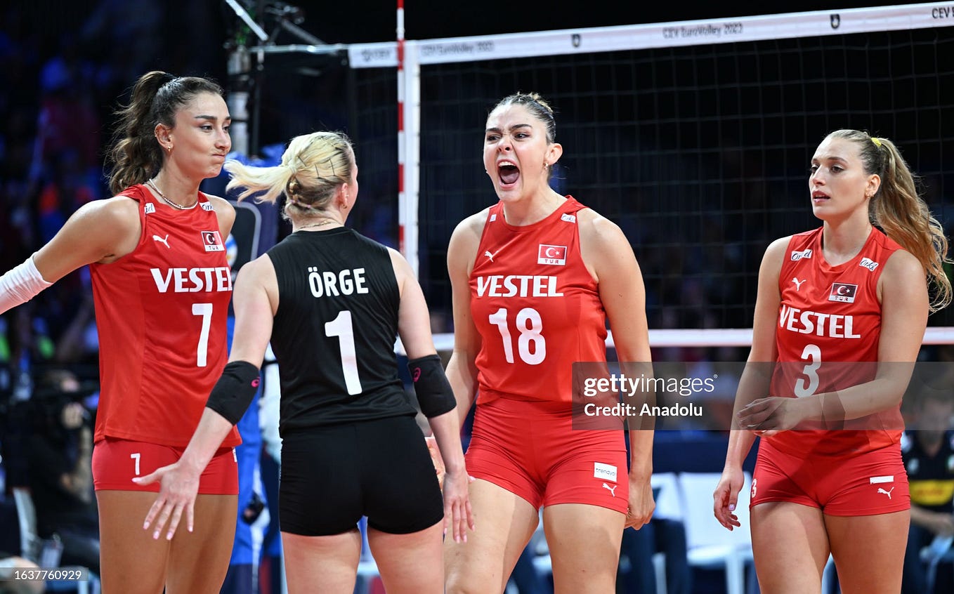 Beyza Arıcı: A Stellar Middle Blocker for Eczacıbaşı VitrA and the ...