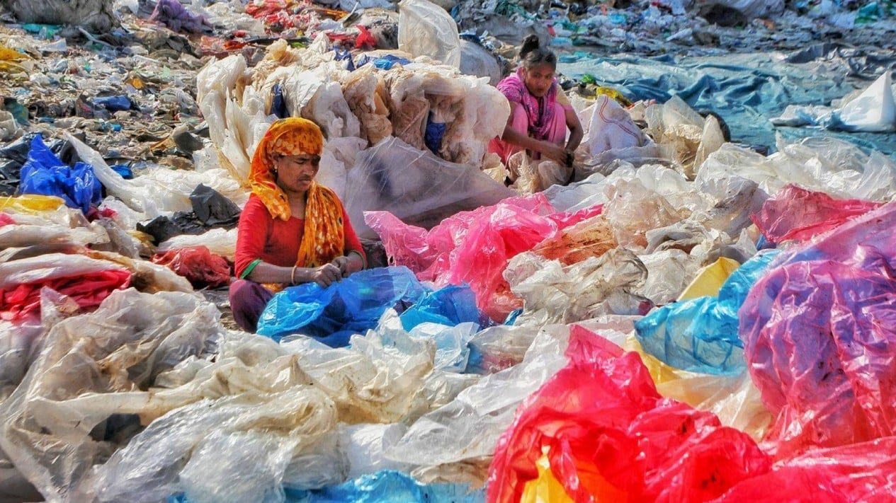 Contoh Daur Ulang Sampah dan Macam Macam Sampah | by Herdika Darmawan | Jun, 2024 | Medium