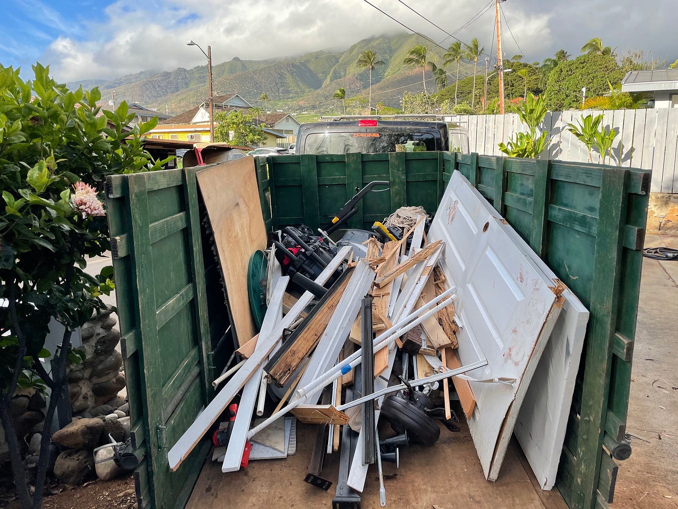 Maui Green Waste Hauling - Maui Hauling - Medium