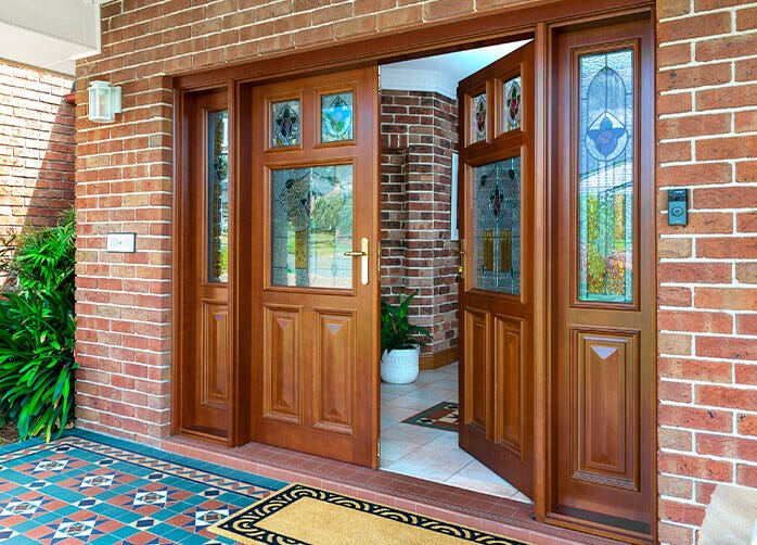 Embracing Elegance: Features Of The Hamptons Style Internal Timber ...