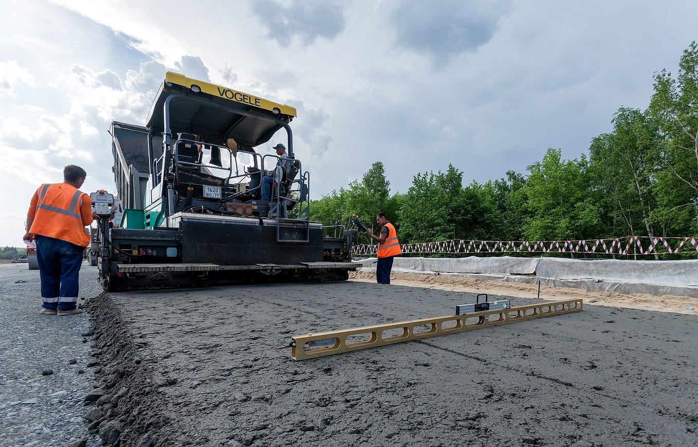 Repairing asphalt pavement - Porterfield Asphalt - Medium