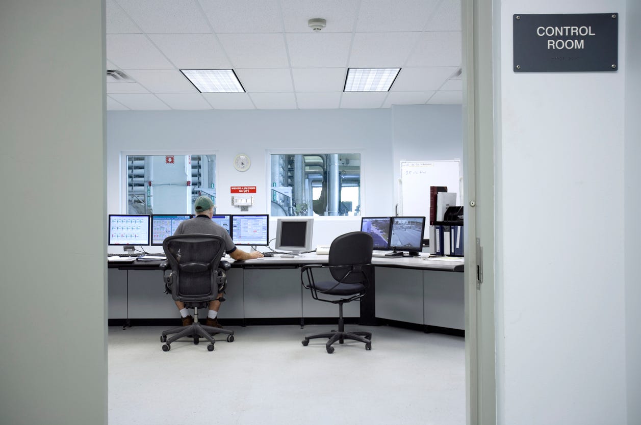 Enhancing Outage Management through AI: From Detection to Restoration ...