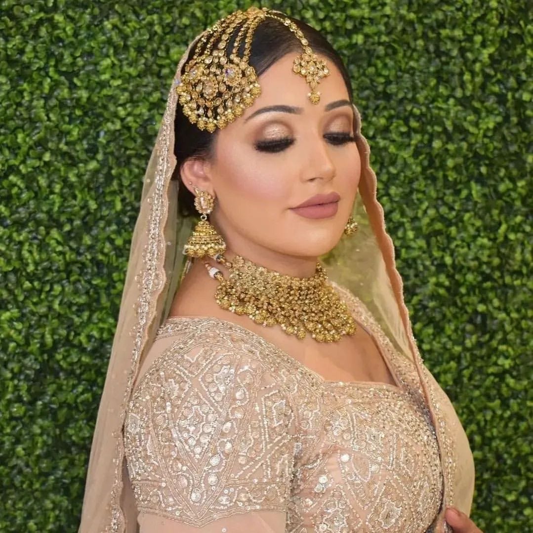 Best bridal makeup artist in Lucknow for wedding- Rrupantarr Luxury Salon & Makeup Studio Best ...