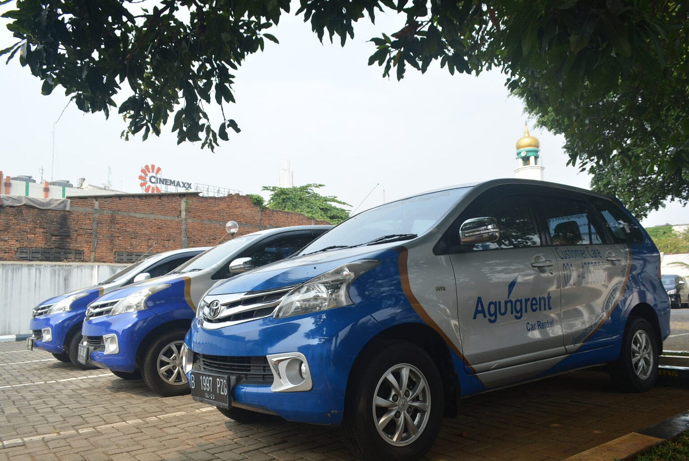 Sebelum Sewa Mobil Perusahaan, Cari Tahu Mobil-mobil Populer Di Indonesia | by Sewa Mobil ...