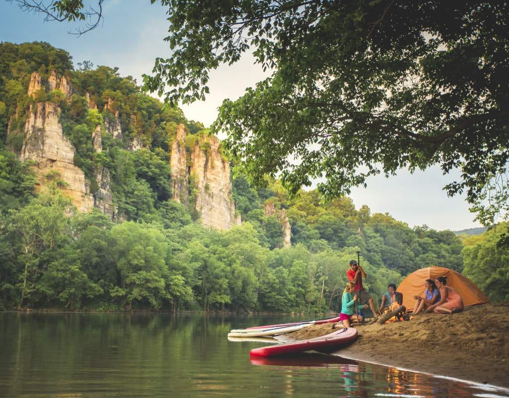 Top Outdoor Activities To Do in Northern Virginia | by Recspert | Medium