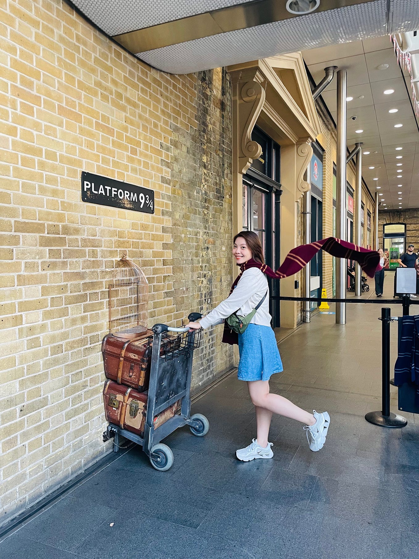 【旅行記事】The Best August in UK Part I 🇬🇧🏴󠁧󠁢󠁥󠁮󠁧󠁿🏴󠁧󠁢󠁳󠁣󠁴󠁿 - Chloe Hsieh - Medium