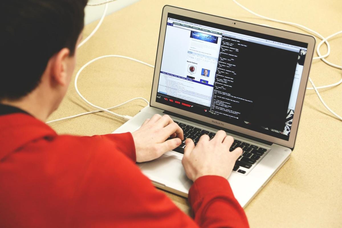 Top 10 Reasons Why Online Earning Is Important | by hassam ismail | Medium