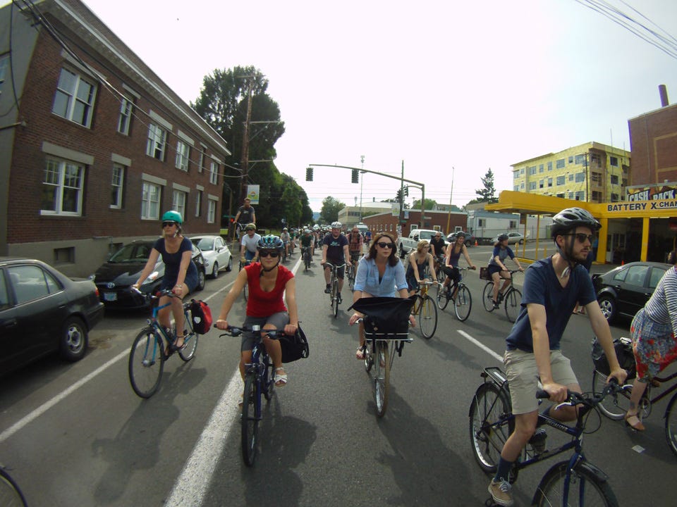 Cycling in the winter rain — tips from a year-round bike commuter in ...