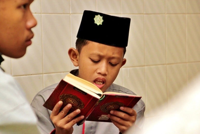 Tips Membeli Sepatu Bekas second dengan Cermat | by Bagus Harni Bowo ...