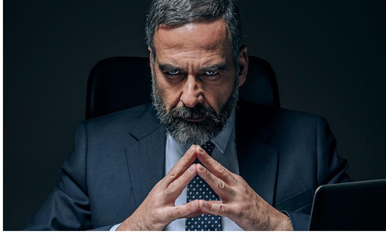 The Downfall of Leaders: How Unethical and Amoral Behavior Leads to ...