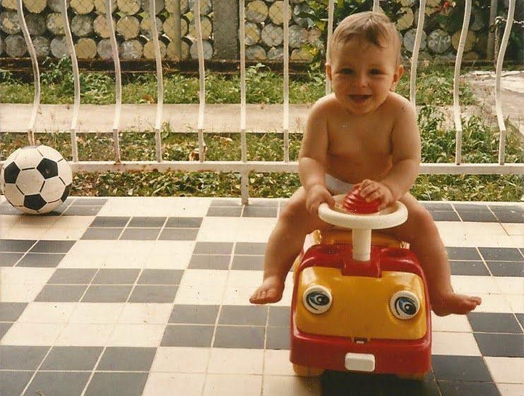 I Married Young, And So What?. Discovering the Surprises and Joys of ...