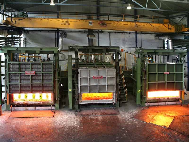 How do Drop Bottom Quench Furnaces work? | by Precons Furnace | Medium