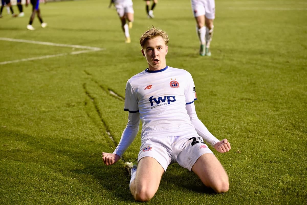 What makes Lenny Yoro so impressive? | by Jerry Takou | Medium