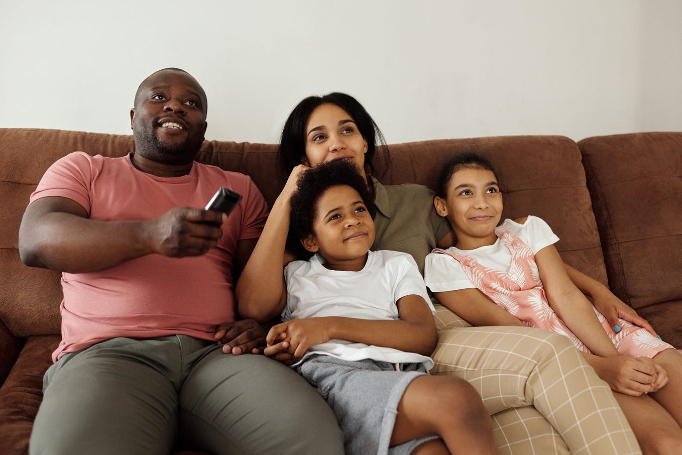 How Much Does The Average American Household Spend On Cable And or how-much-does-the-average-american-household-spend-on-cable-and-or