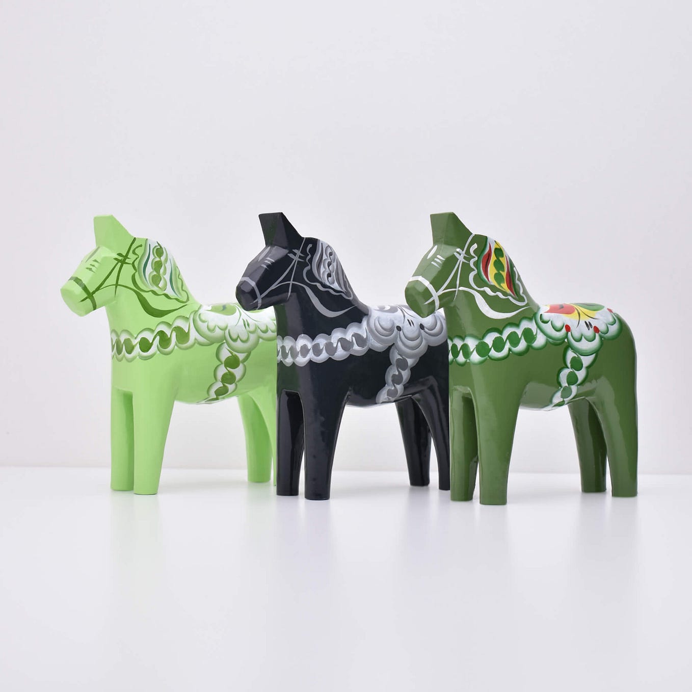Vintage Dala Horses: What Are They, How Are They Made, & More | by ...