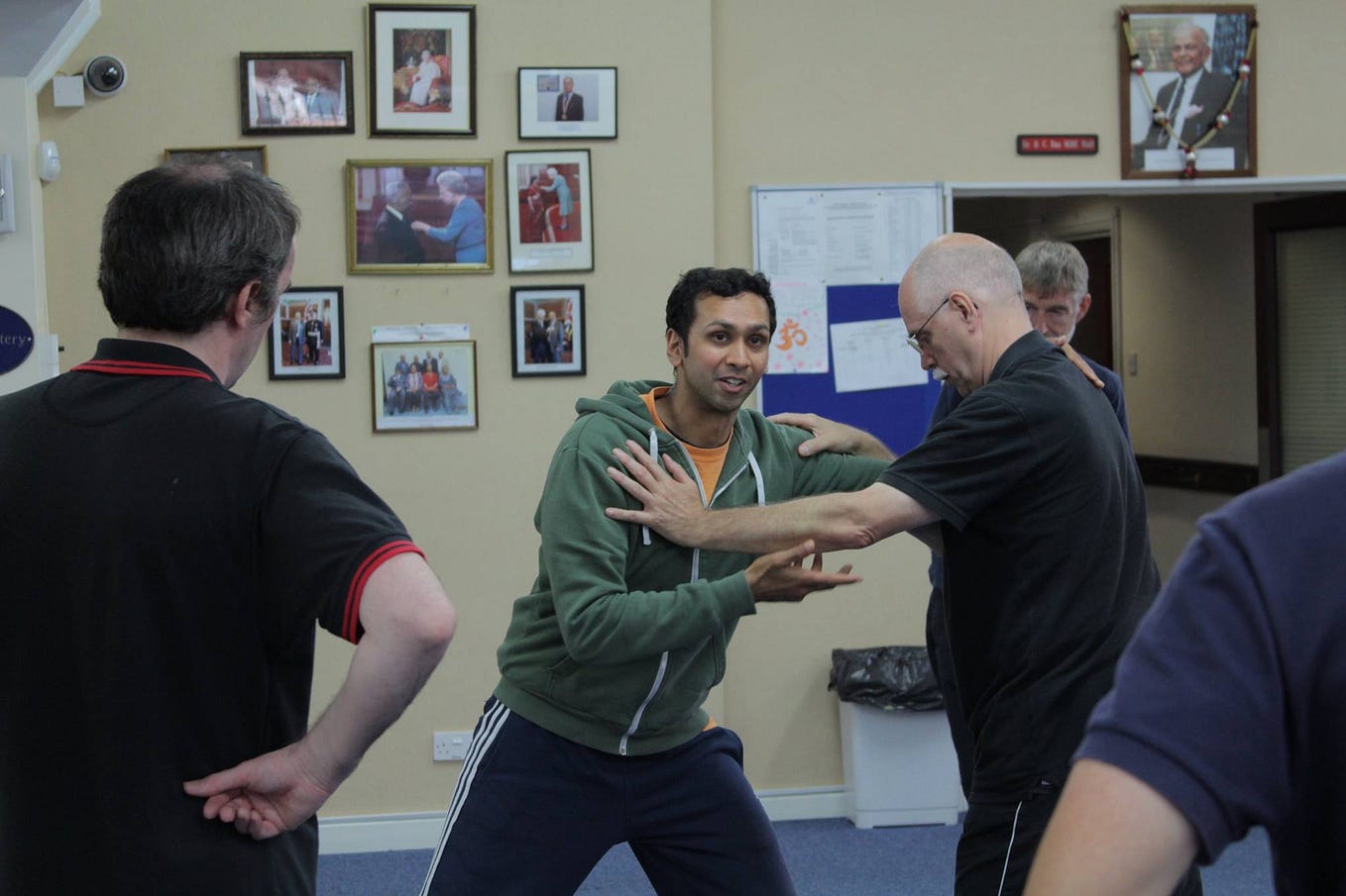 A beginner’s guide to silk reeling | by Aamir Rafi | Tai Chi School ...