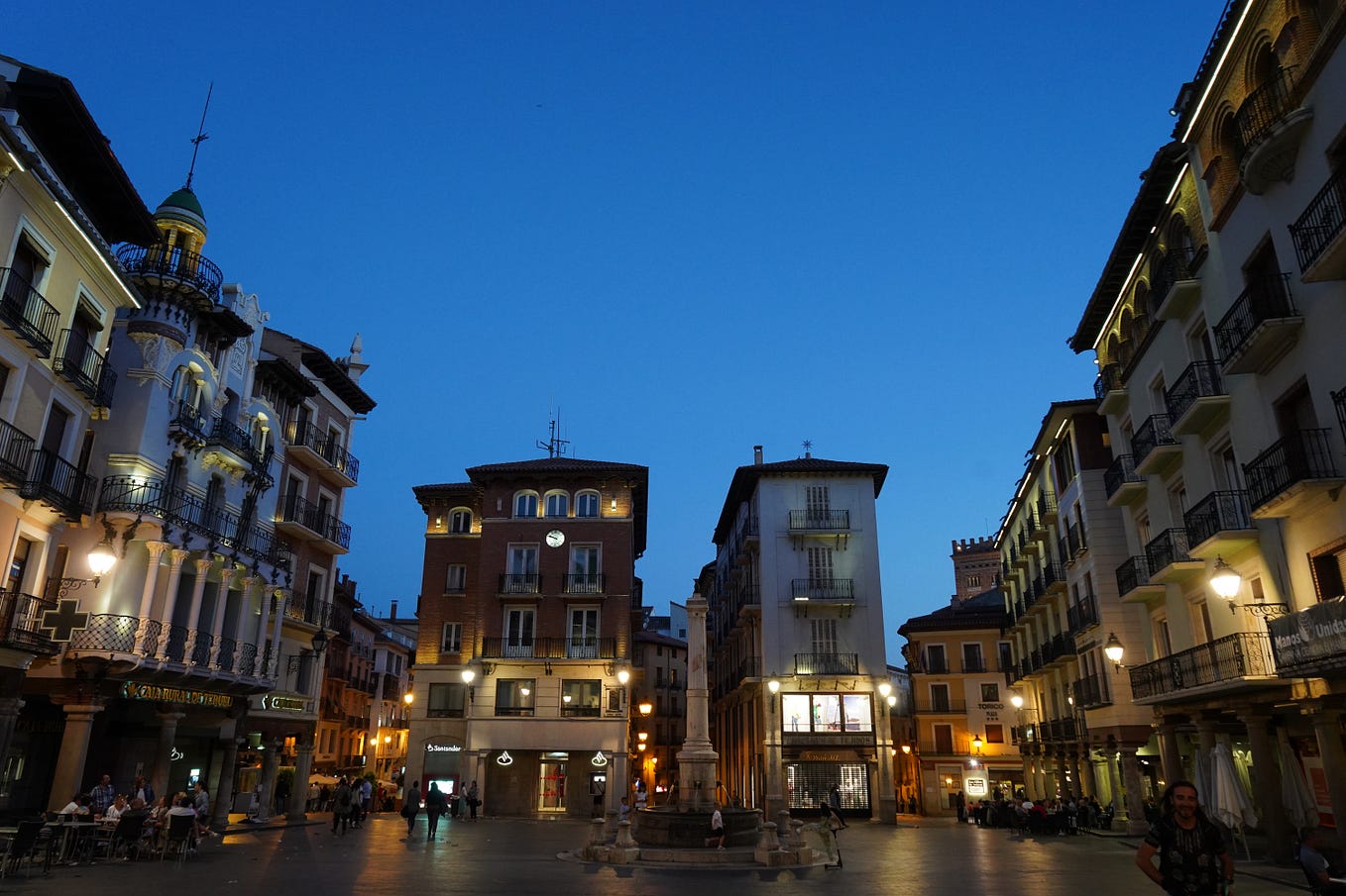 Long Story Short: Async/Await Best Practices in .NET | by Deep Blue Day | Medium