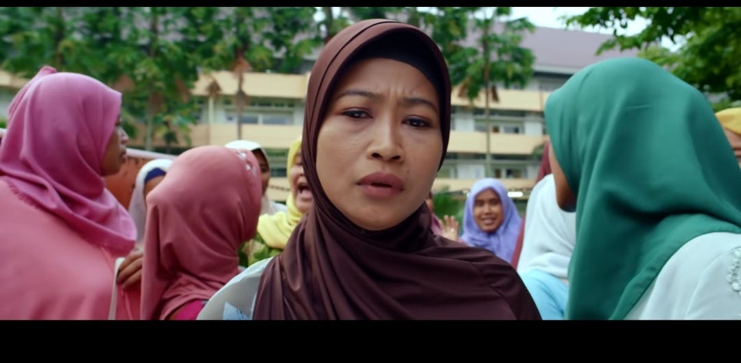 Jejak langkah Gus Dur Gus Dur yang bernama asli Abdurrahman wahid adalah seorang guru bangsa ...