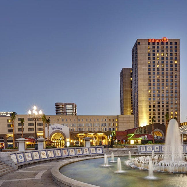 Finding The Closest Bar From The New Orleans Marriott Hotel | by Swig ...