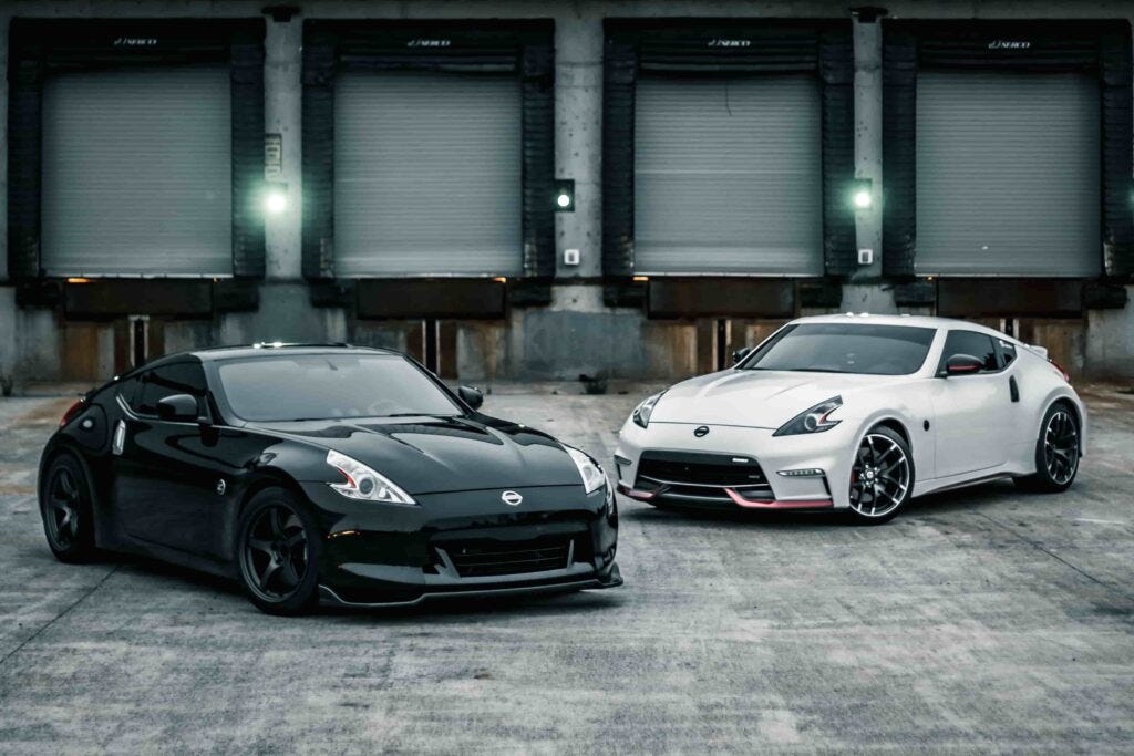 Why You Might Need Car Storage in Dubai | by Vachi Storage | Medium