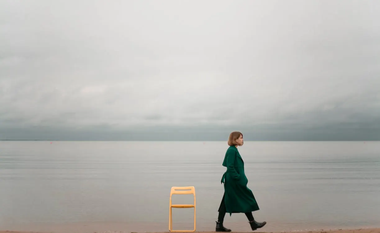 10 Key Differences Between Loving Someone and Being In Love with ...